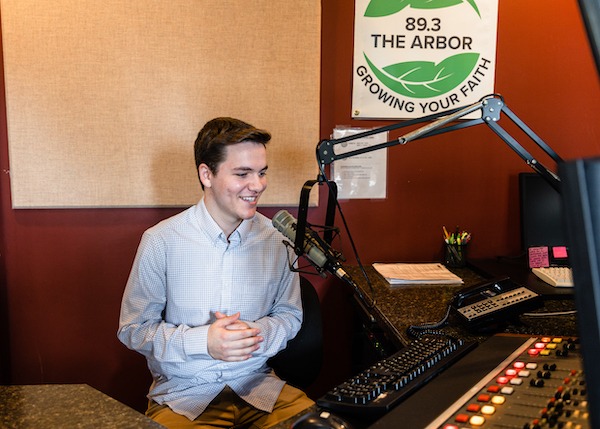 HOME.fm Merging with other Radio Stations in Jackson Area - Spring Arbor University : Spring ...
